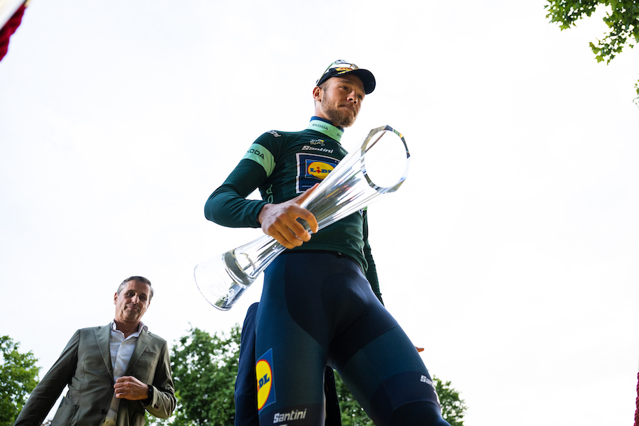 Jonathan Milan rompió la sequía italiana en el Tour